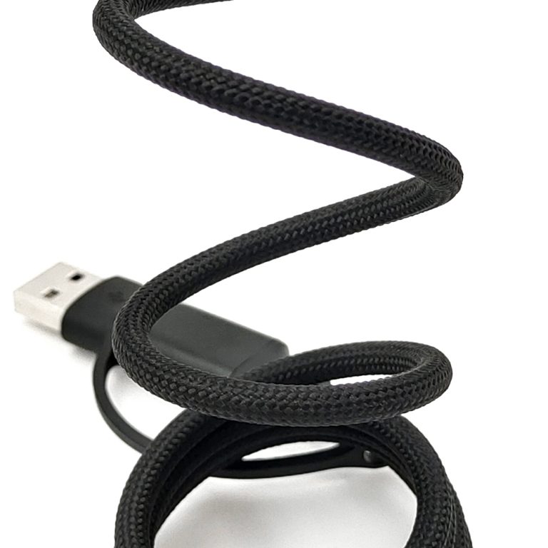 Flux – Magnetic Recoiling 6-in-1 60W Fast Charging Cable – Everson